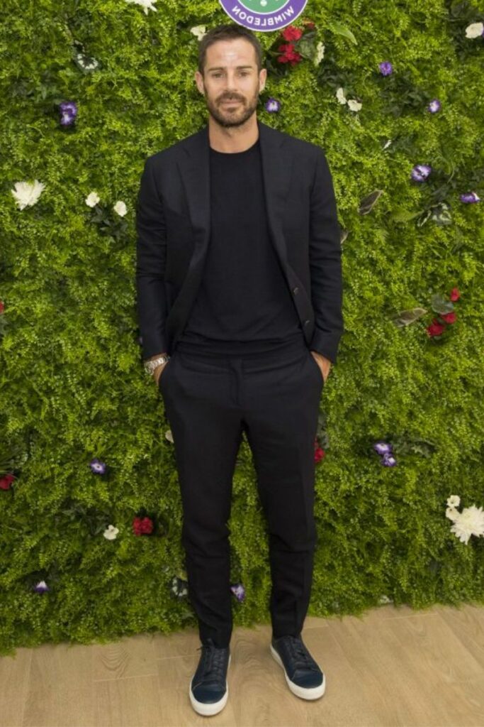 Como usar terno com tênis? Confira o guia definitivo! | Blog Oscar